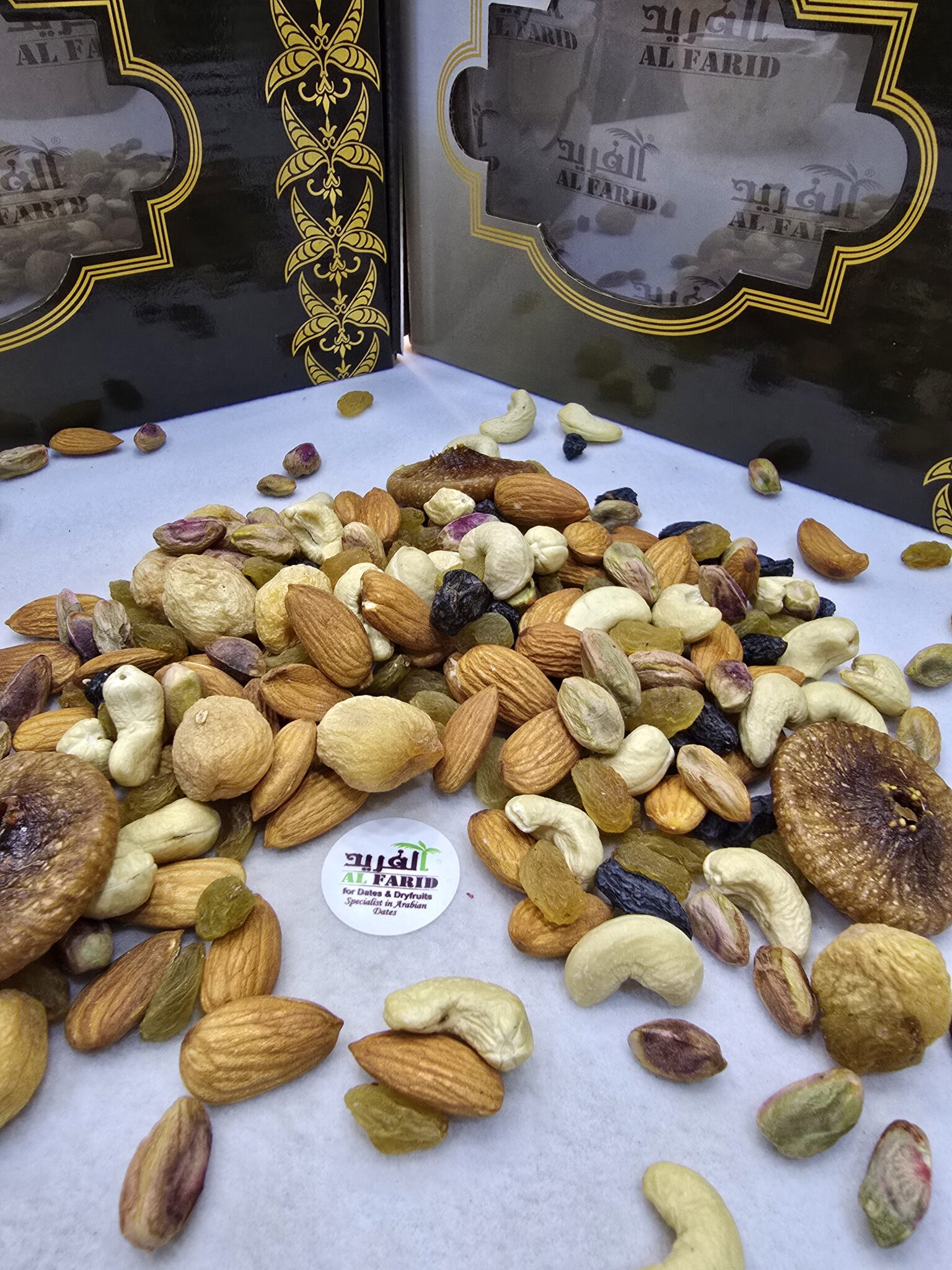 Mix Dry Fruits Premium – https://alfarid.in/